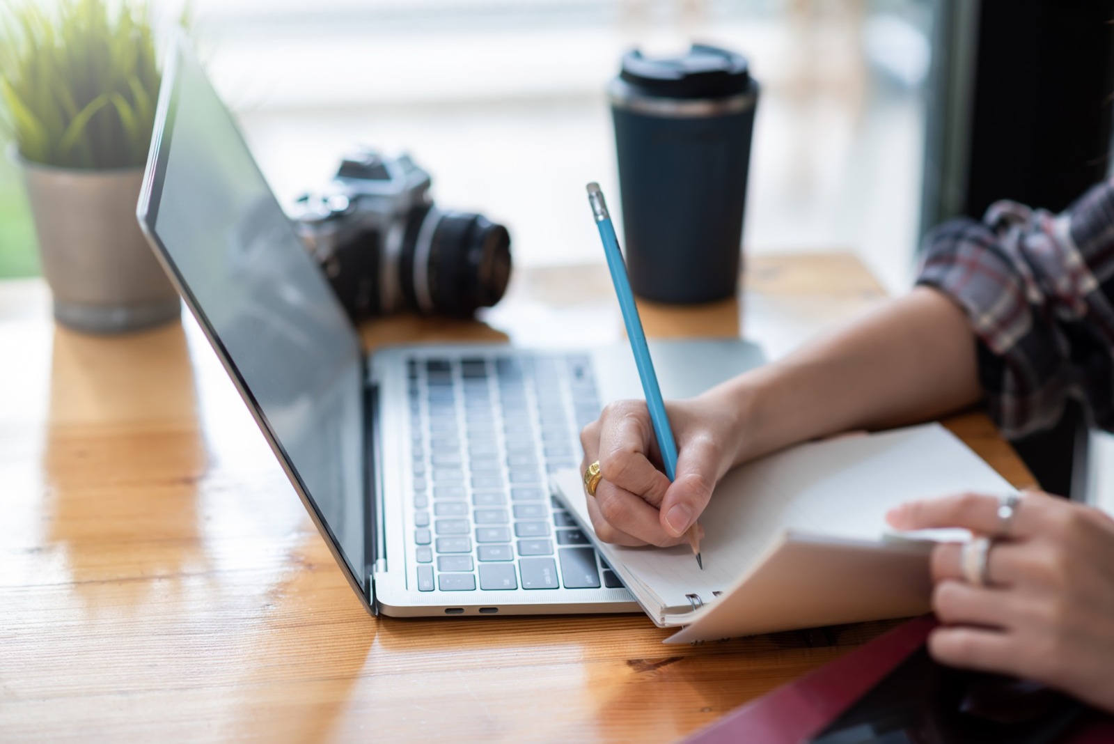 The Art of Creating Engaging Content: A Comprehensive Guide – Disrupt